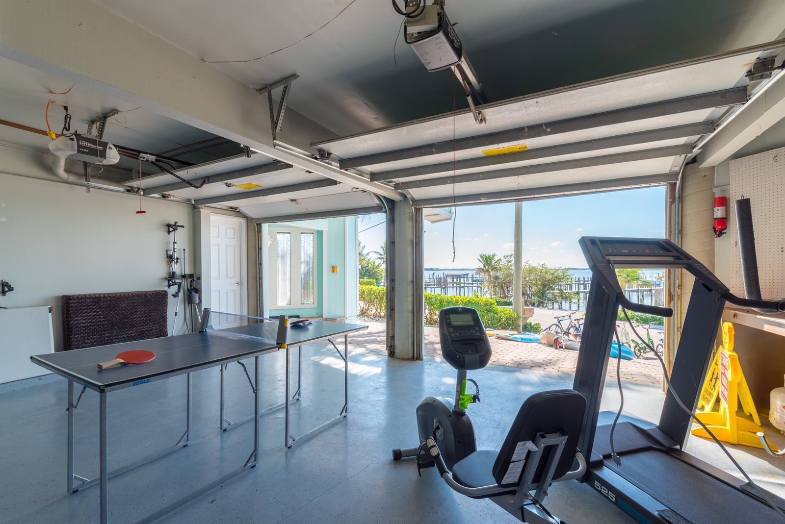 Family Tides: 6 Bedroom Beach House Rental in Stuart, Florida