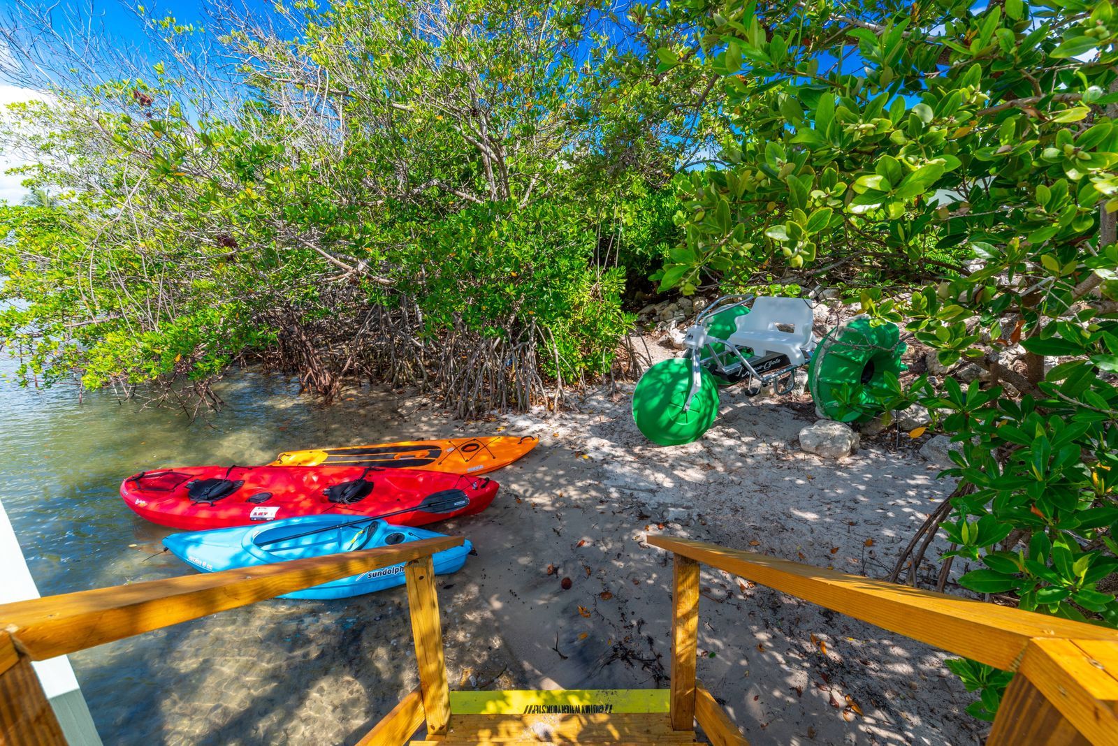 Eden Beach Retreat: 7 Bedroom Beach House Rental in Florida