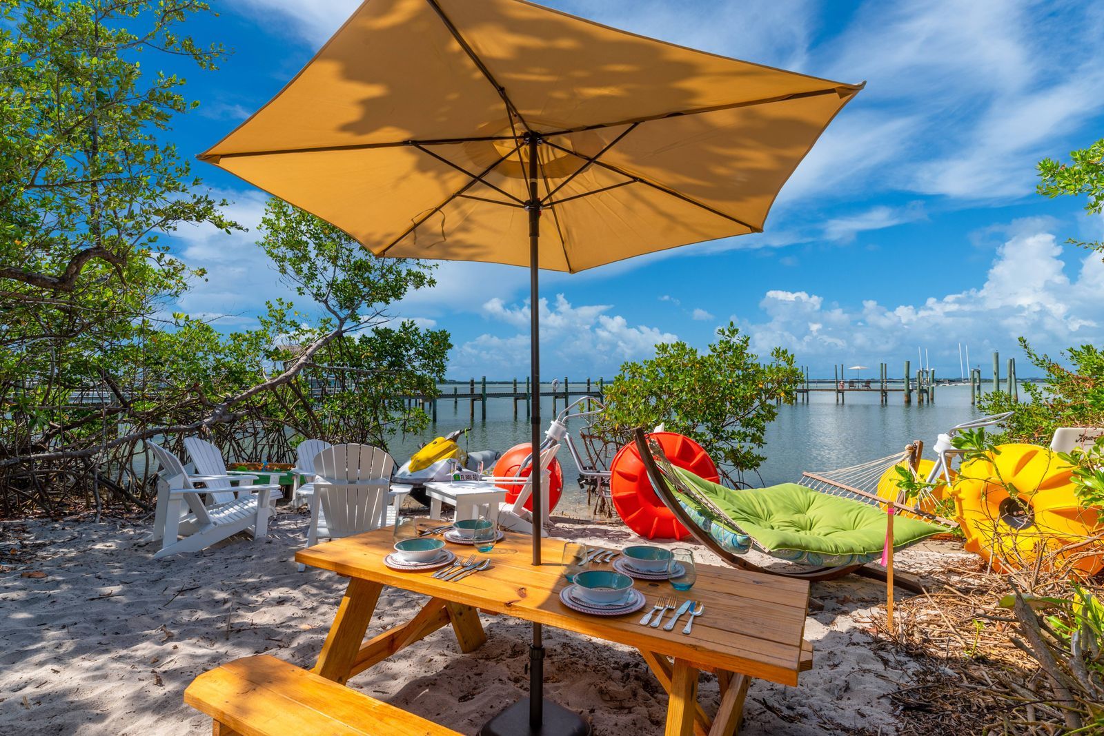 Eden Beach Retreat: 7 Bedroom Beach House Rental in Florida