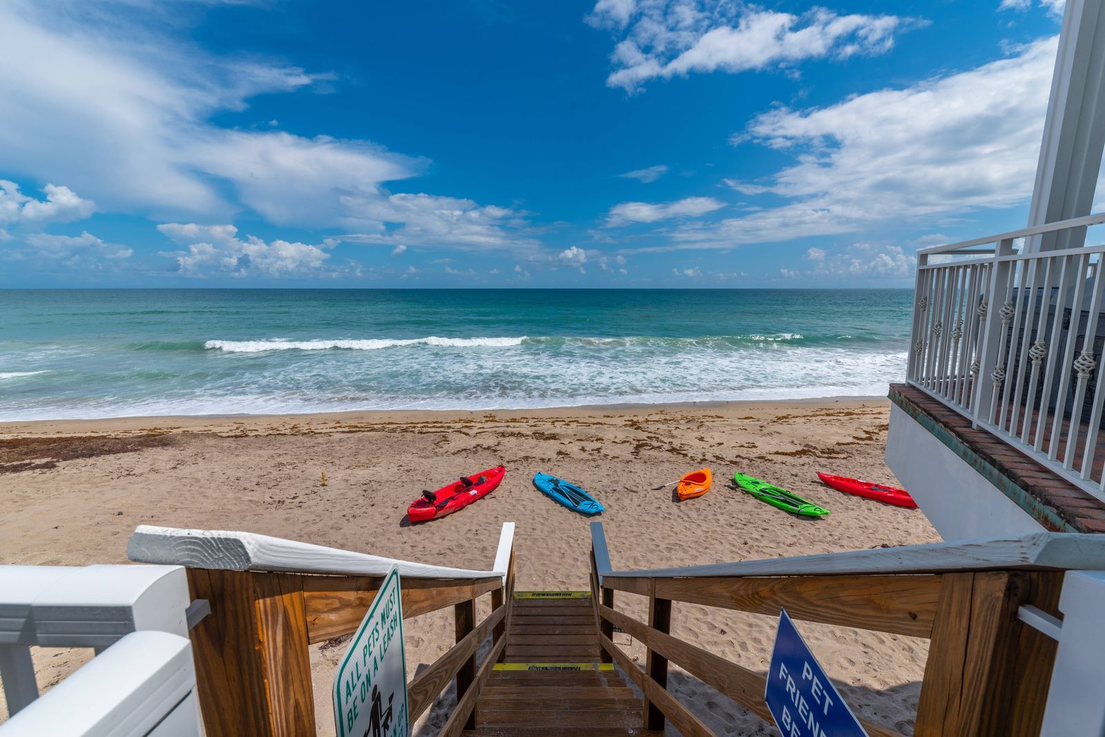 Eden Beach Retreat: 7 Bedroom Beach House Rental in Florida