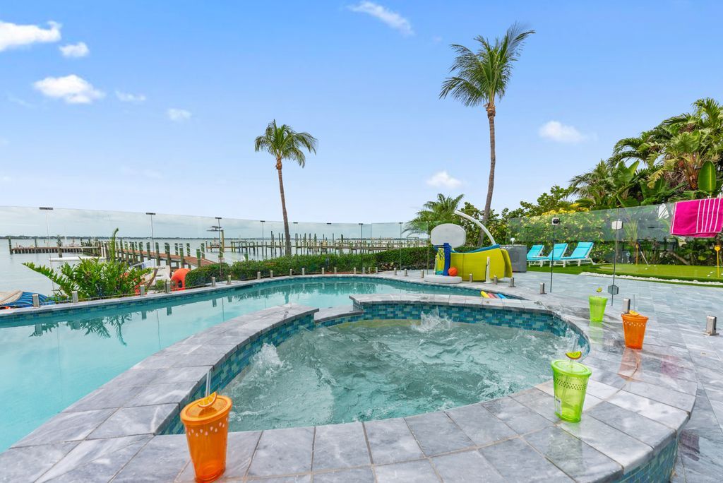 Top Florida Last Minute Vacation Deals - Beach Houses in Paradise