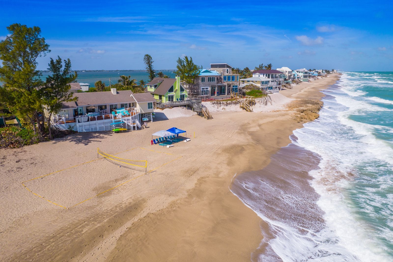 Aquarius Oceanside: Stuart FL Beachfront Rental with River Access