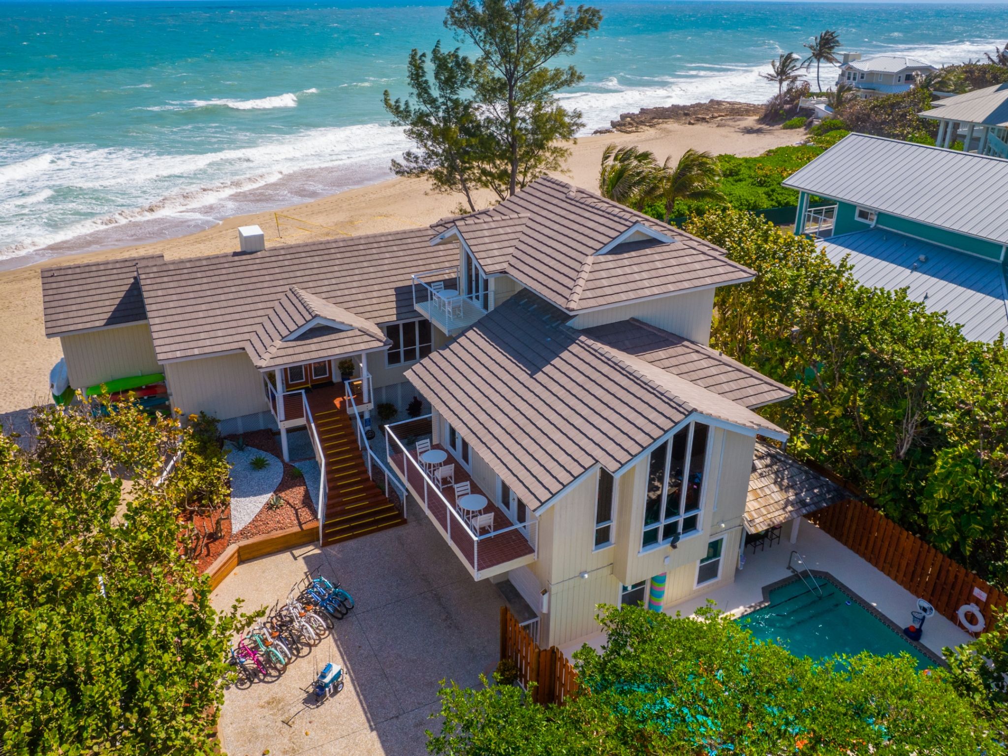 Aquarius Oceanside: Stuart FL Beachfront Rental with River Access